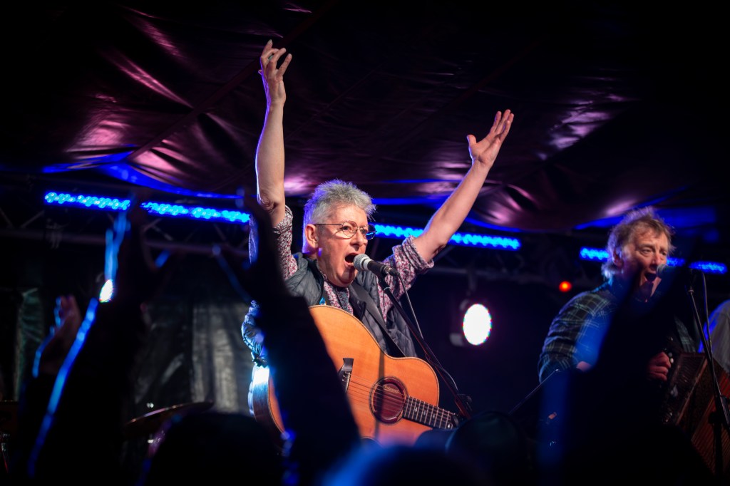 Welcome to HowdenLive – For the best in live entertainment in East ...